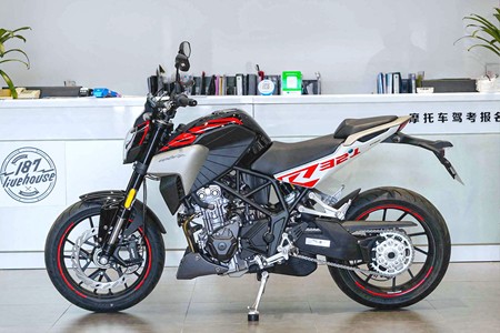 凯越摩托车品牌>Cobra 321R报价车型图片-摩托范-哈罗摩托