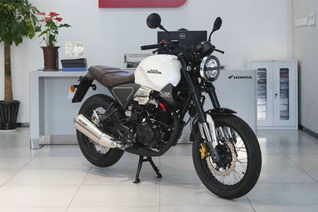 五羊本田摩托车品牌>鸷道 CB190SS报价车型图片-摩托范-哈罗摩托