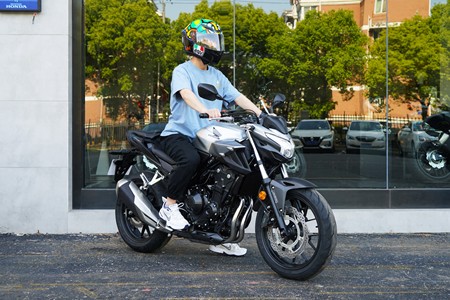 本田WING摩托车品牌>CB400F报价车型图片-摩托范-哈罗摩托