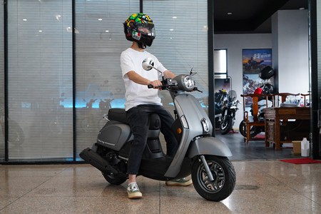 光阳摩托车品牌>New Many 125报价车型图片-摩托范-哈罗摩托