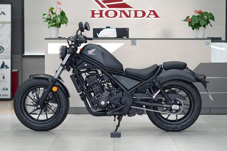 本田WING摩托车品牌>CM300报价车型图片-摩托范-哈罗摩托