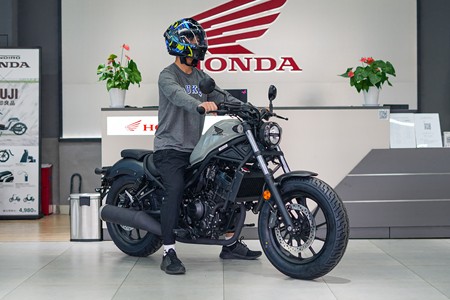 本田WING摩托车品牌>CM300报价车型图片-摩托范-哈罗摩托