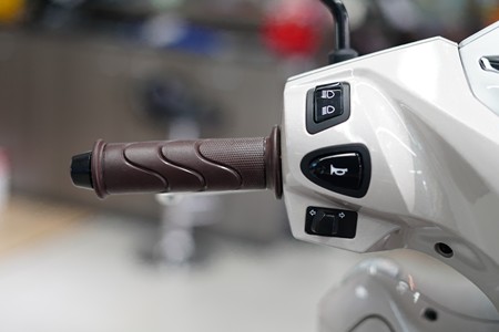 本田WING摩托车品牌>Lead125报价车型图片-摩托范-哈罗摩托