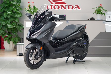 本田WING摩托车品牌>NSS350报价车型图片-摩托范-哈罗摩托