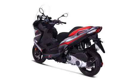 宗申阿普利亚摩托车品牌>SR Max 300 报价车型图片-摩托范-哈罗摩托