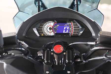 光速摩托车品牌>A Plus 400报价车型图片-摩托范-哈罗摩托