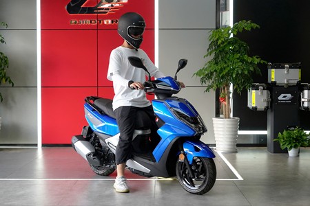 SYM三阳摩托车品牌>FNX150报价车型图片-摩托范-哈罗摩托