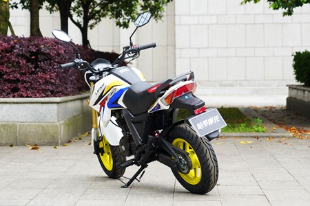 力帆摩托车品牌>KP150 Mini报价车型图片-摩托范-哈罗摩托