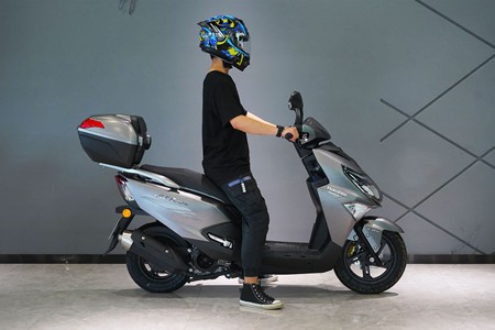 豪爵摩托车品牌>AFR125/S报价车型图片-摩托范