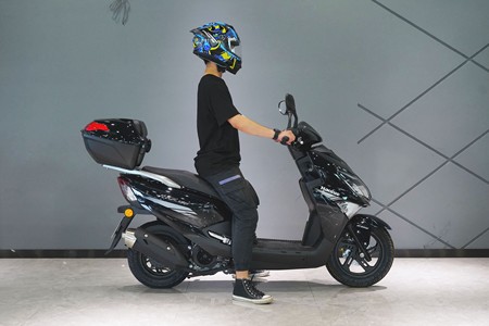 豪爵摩托车品牌>AFR125报价车型图片-摩托范-哈罗摩托