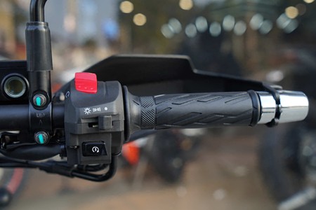 豪爵摩托车品牌>TR300报价车型图片-摩托范-哈罗摩托