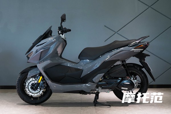 SYM三阳摩托车品牌>巡弋 Cruisym150X报价车型图片-摩托范-哈罗摩托