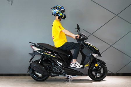 SYM三阳摩托车品牌>JET SL报价车型图片-摩托范-哈罗摩托