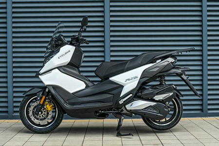 赛科龙摩托车品牌>RT2报价车型图片-摩托范-哈罗摩托