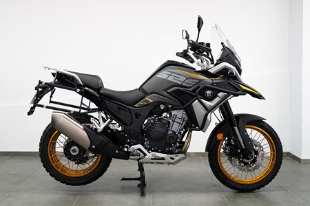 凯越摩托车品牌>525X报价车型图片-摩托范-哈罗摩托