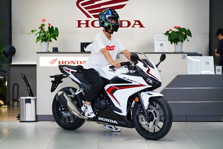 本田摩托车品牌>CBR400R报价车型图片-摩托范