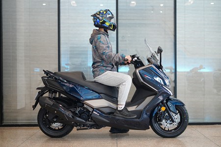 光阳摩托车品牌>赛艇 S250报价车型图片-摩托范-哈罗摩托