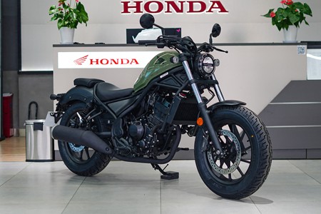 本田WING摩托车品牌>CM300报价车型图片-摩托范