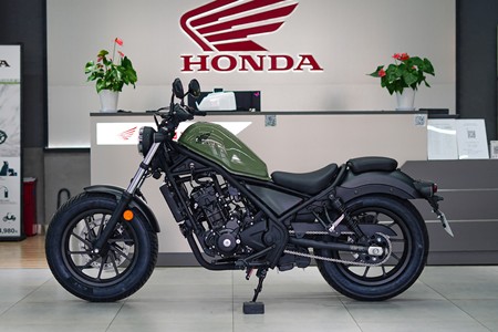 本田WING摩托车品牌>CM300报价车型图片-摩托范-哈罗摩托