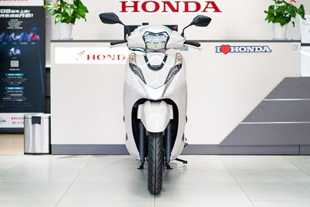 本田WING摩托车品牌>Lead125报价车型图片-摩托范-哈罗摩托