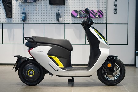 极核摩托车品牌>AE6报价车型图片-摩托范-哈罗摩托