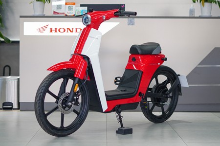 本田E摩托车品牌>Cub e:报价车型图片-摩托范