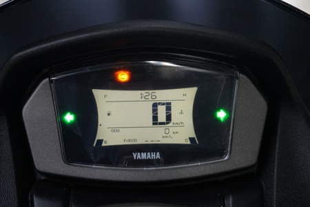 雅马哈摩托车品牌>NMAX报价车型图片-摩托范