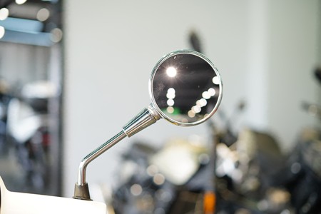 南方摩托车品牌>梦拉丽莎 飞戈150报价车型图片-摩托范