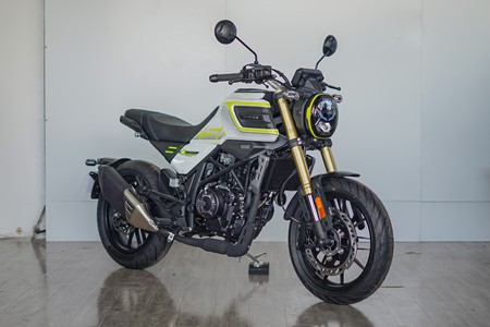 无极摩托车品牌>Q250报价车型图片-摩托范