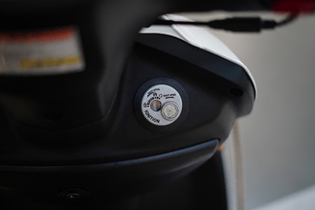 豪爵摩托车品牌>VR 150 E报价车型图片-摩托范