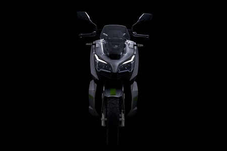 QJMOTOR摩托车品牌>OMO 03报价车型图片-摩托范