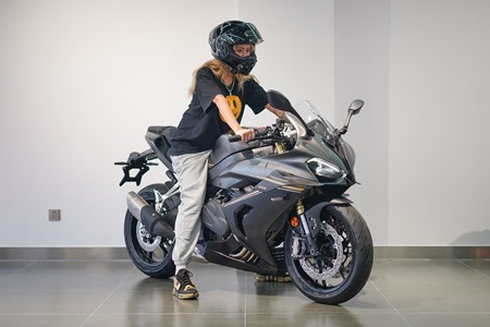 QJMOTOR摩托车品牌>赛800报价车型图片-摩托范