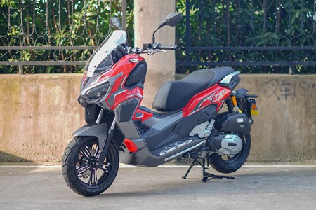 龙嘉摩托车品牌>XDV 150Si报价车型图片-摩托范