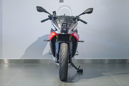 贝纳利摩托车品牌>龙卷风 Tornado 552R报价车型图片-摩托范
