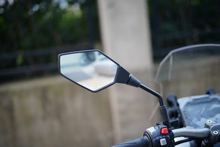 龙嘉摩托车品牌>XDV 150Si报价车型图片-摩托范