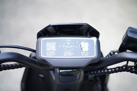 小牛摩托车品牌>F200报价车型图片-摩托范