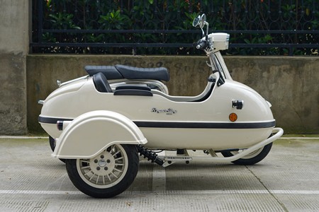 ROYAL ALLOY摩托车品牌>GP250 Sidecar报价车型图片-摩托范
