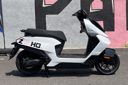 极核摩托车品牌>AE4报价车型图片-摩托范