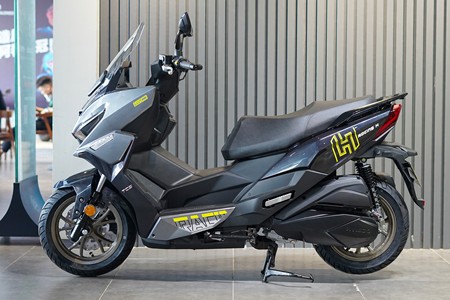 光阳摩托车品牌>Racing H 150报价车型图片-摩托范