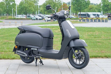 五羊本田摩托车品牌>NWF125报价车型图片-摩托范