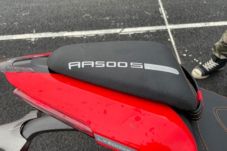 无极摩托车品牌>RR500S报价车型图片-摩托范