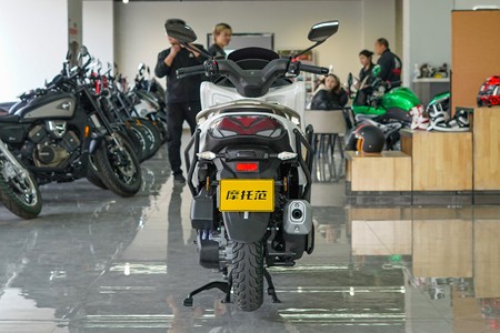 豪爵摩托车品牌>UFR150报价车型图片-摩托范