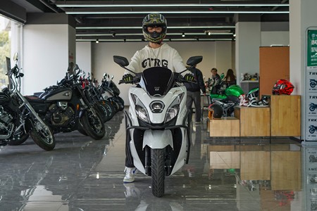豪爵摩托车品牌>UFR150报价车型图片-摩托范