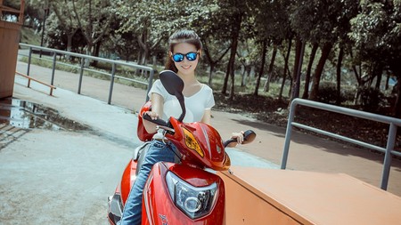 钱江摩托车品牌>跨悦 QJ125T-9H报价车型图片-摩托范