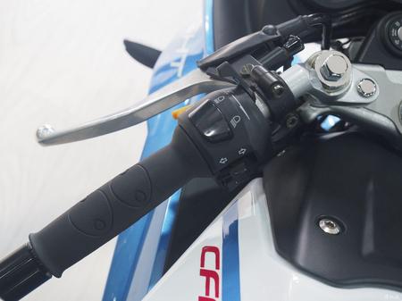 春风摩托车品牌>夜猫CF150-2C报价车型图片-摩托范