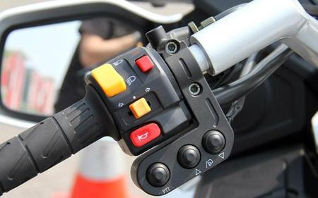 春风摩托车品牌>CF650J报价车型图片-摩托范-哈罗摩托