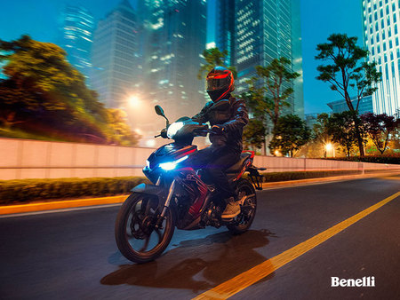 贝纳利摩托车品牌>RFS 150i报价车型图片-摩托范-哈罗摩托