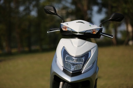 五羊本田摩托车品牌>Spacy 睿影110报价车型图片-摩托范