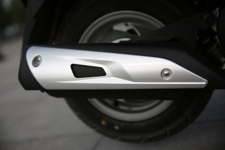 五羊本田摩托车品牌>Spacy 睿影110报价车型图片-摩托范