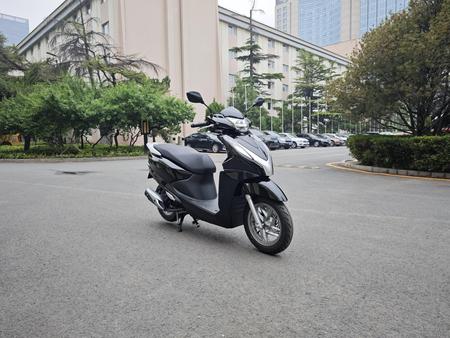 五羊本田摩托车品牌>LD125 Link报价车型图片-摩托范